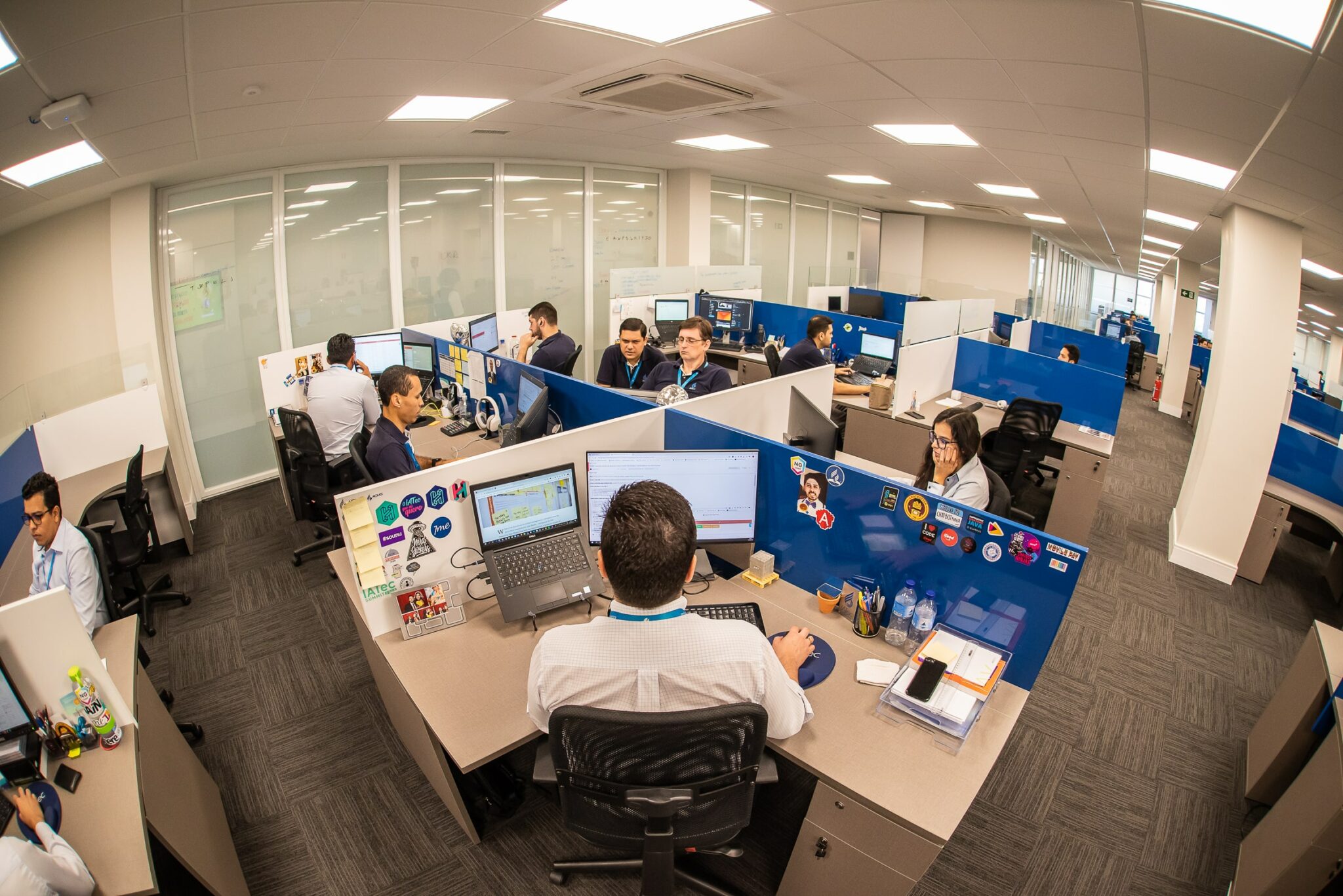 Iglesias - IATec | Instituto Adventista de Tecnología